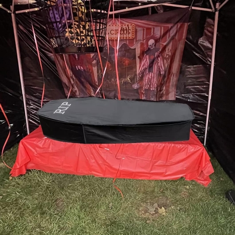 Halloween Pop Up Coffin with Lid, 60 inch Coffin Prop life size ...